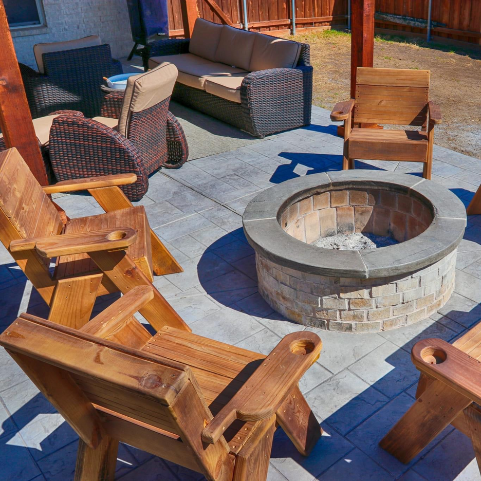 Rustic Wood & Log Patio Furniture | Rustic Furniture Marketplace