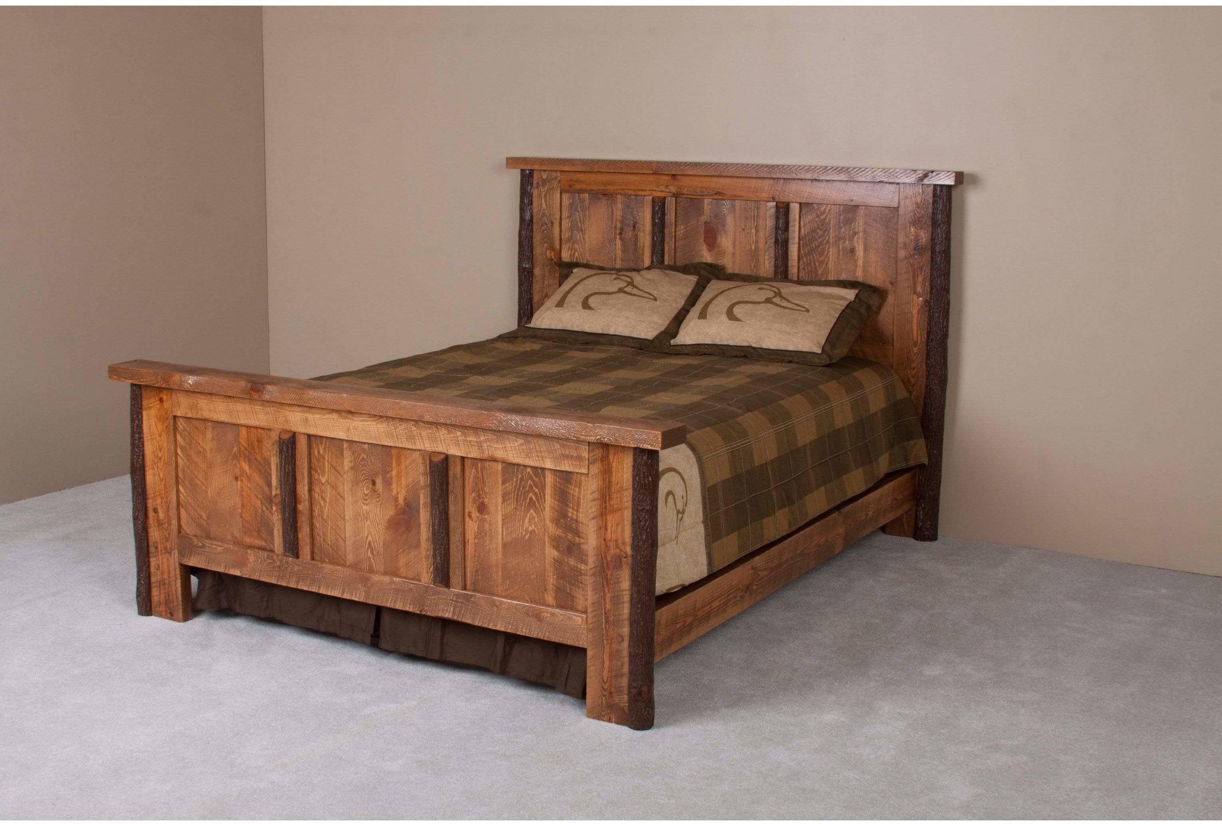 Viking Log Rocky Creek Sawtooth Hickory Bed — Rustic Furniture Marketplace